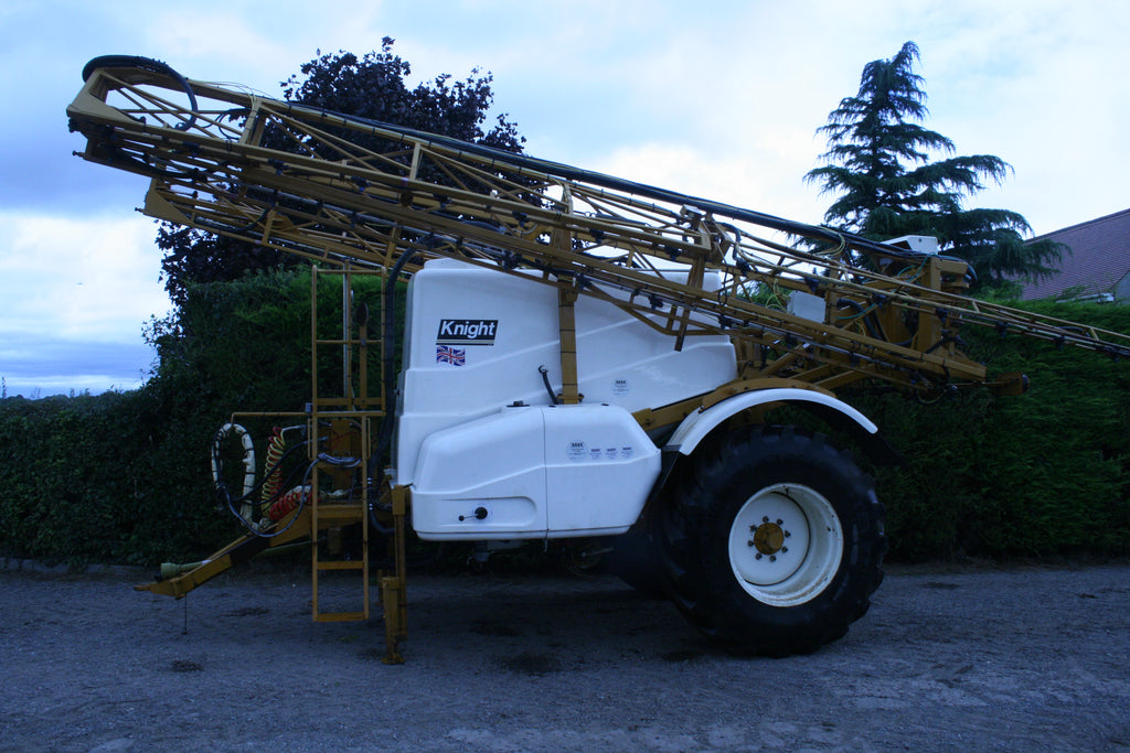 Trailed Knight 30m Sprayer with 4000L Tank (11000213) – SprayTrac